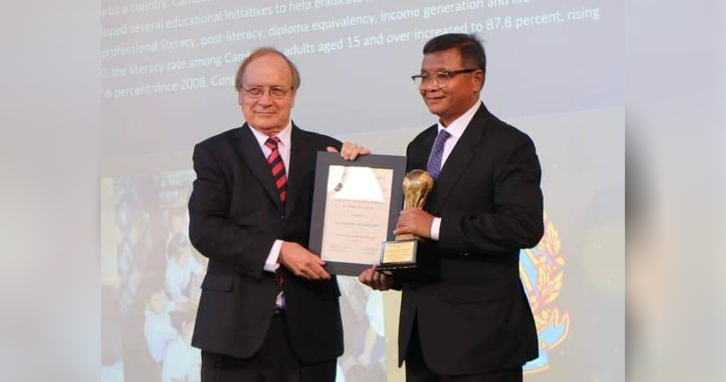 Education Minister Wins World Literacy Foundation Award 2023 ...