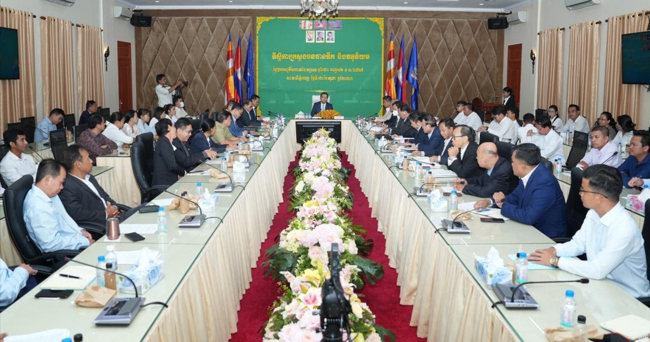 Minister Thor Chetha urges Tonle Sap Authority to continue to work more ...