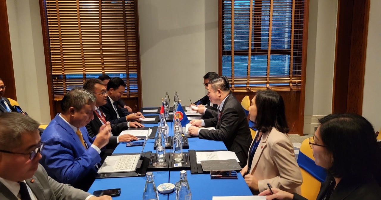 Cambodian Transport Minister Receives Chinese Vice Minister of ...