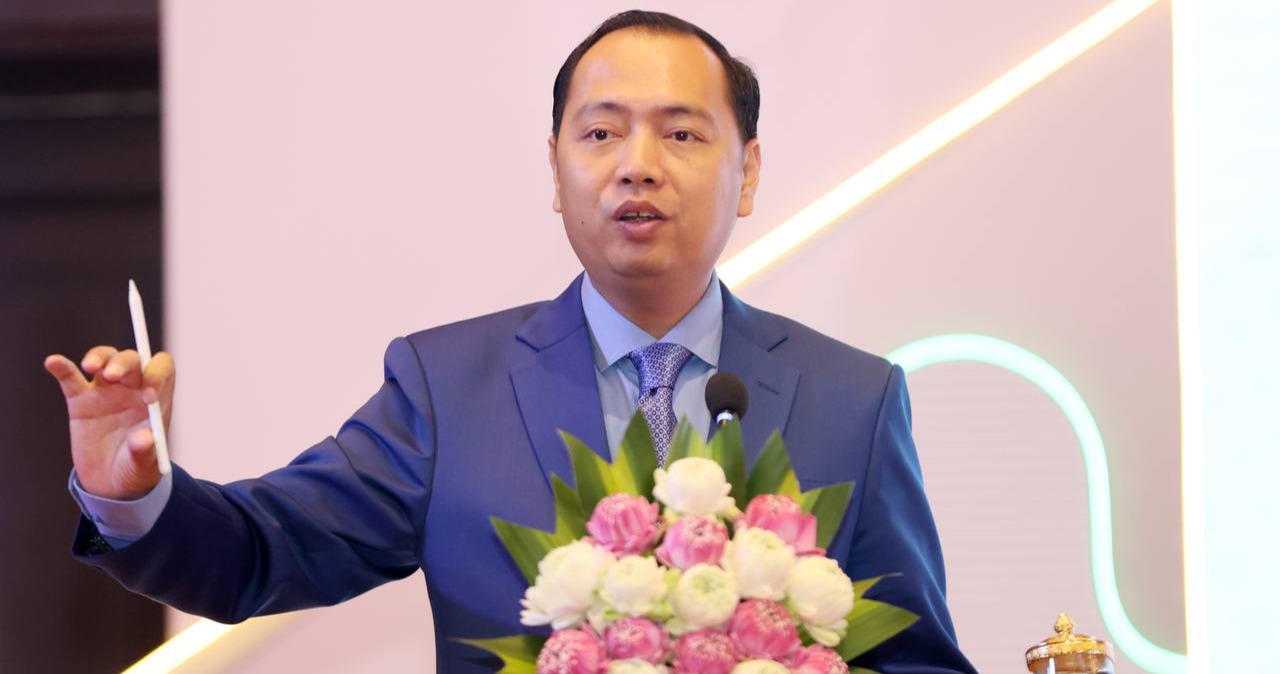 H.E. Neth Pheaktra Presides over the Signing Ceremony of Self ...