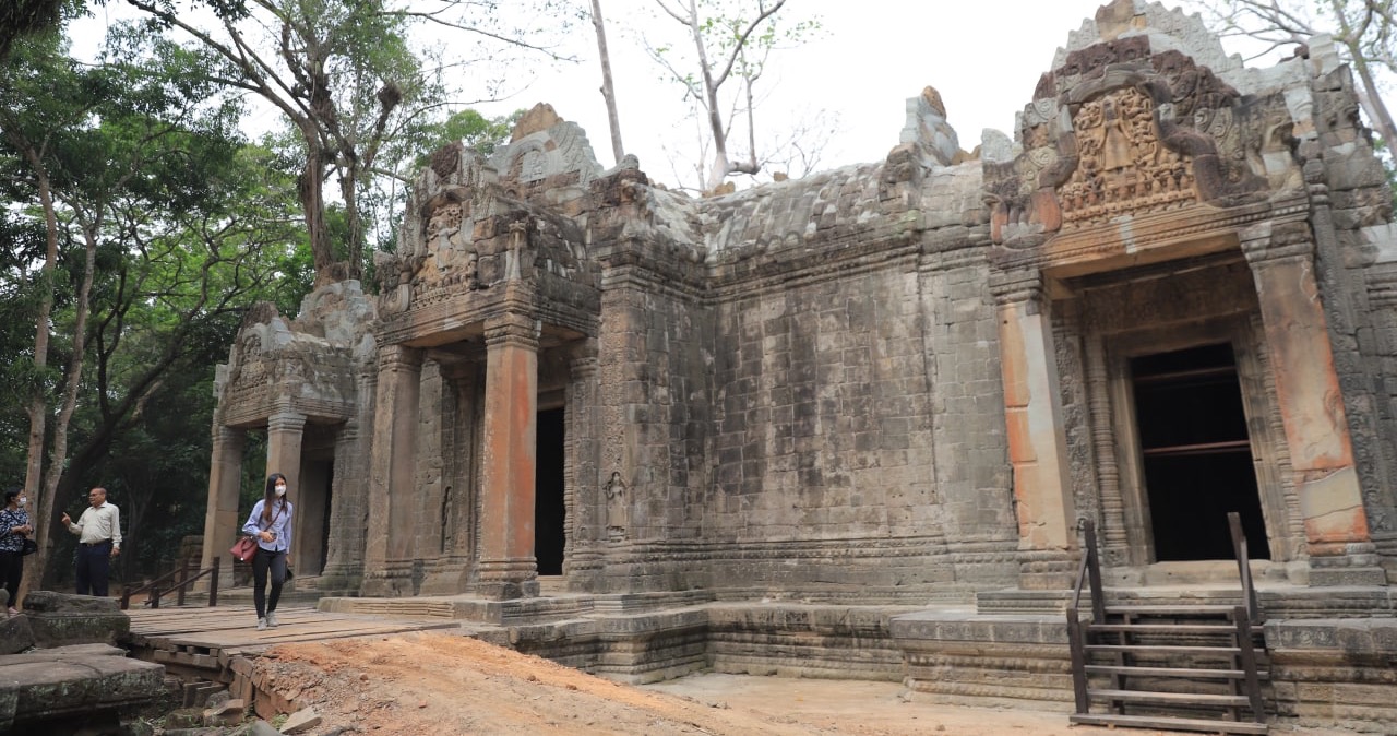 Ta Prohm Temple's Dance Hall to Open for Tourists Soon - ក្រសួងព័ត៌មាន