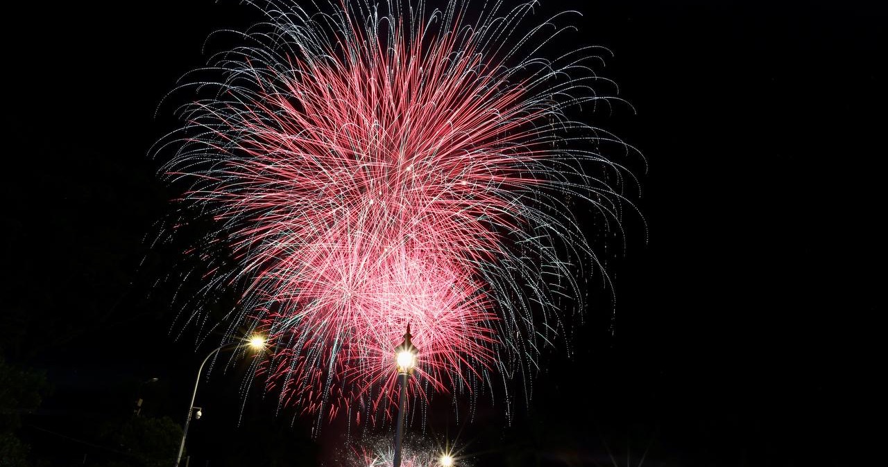 Firework Display to Cheer the 86th Birthday of Her Majesty the Queen ...