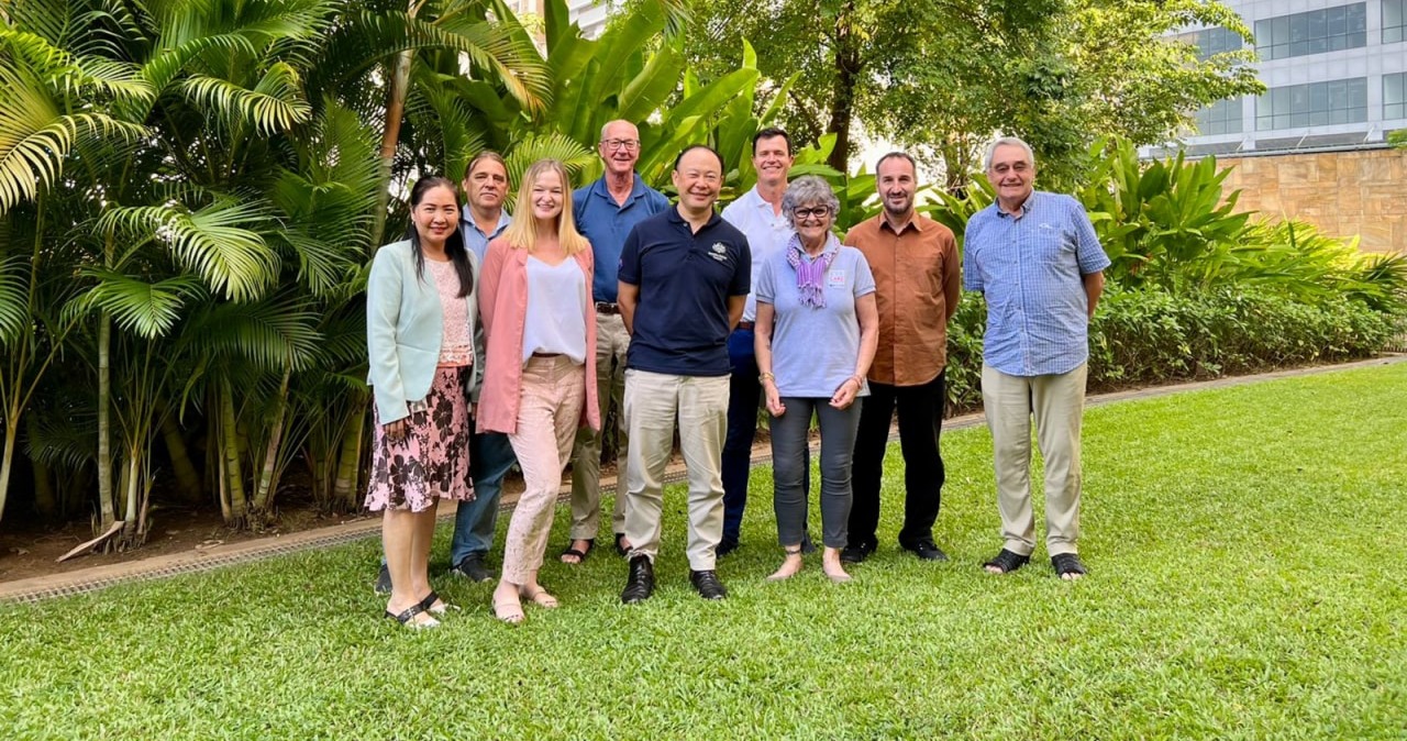 New Australian Volunteers to Begin Their Work This Month - ក្រសួងព័ត៌មាន